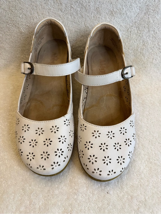 Alegria | Shoes | Alegria White Leather Perforated Flower Mary Jane ...